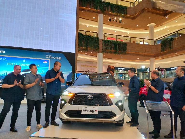 Auto2000 Luncurkan All New Yaris Cross Gasoline dan Hybrid di Medan – Kampus Medan