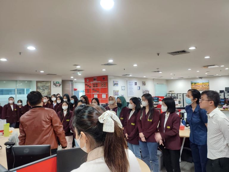 Mahasiswa IB IT&B Lakukan Company Vist ke BCA Diponegoro Medan – Kampus Medan